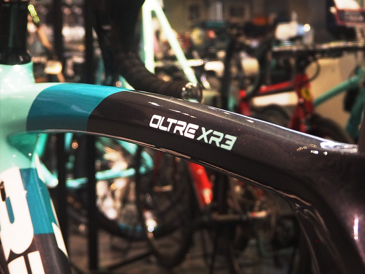 【PRODUCT】OLTRE XR3の特徴と魅力 - BIANCHI-STORE
