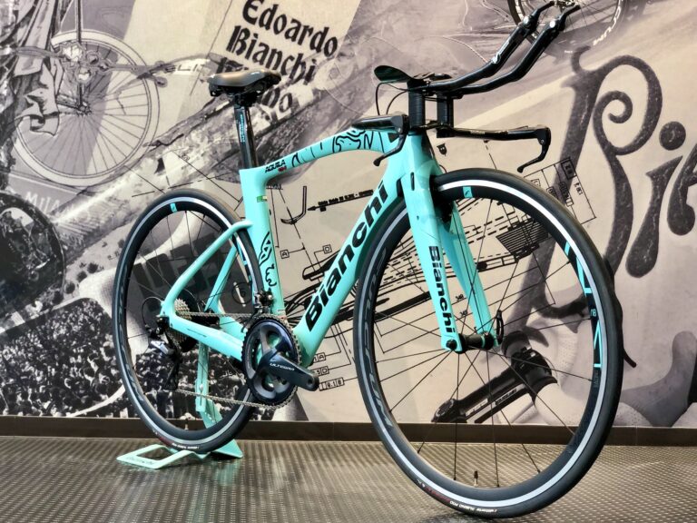 【町田】「AQUILA CV」ご用意致しました！ - BIANCHI-STORE